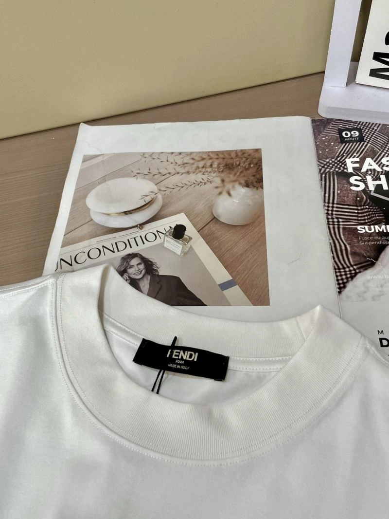 Top match Fendi T-Shirts