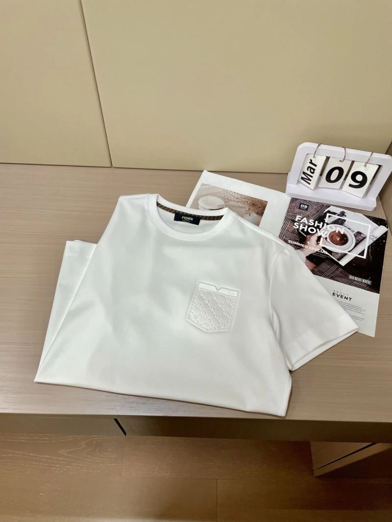 Top match Fendi T-Shirts