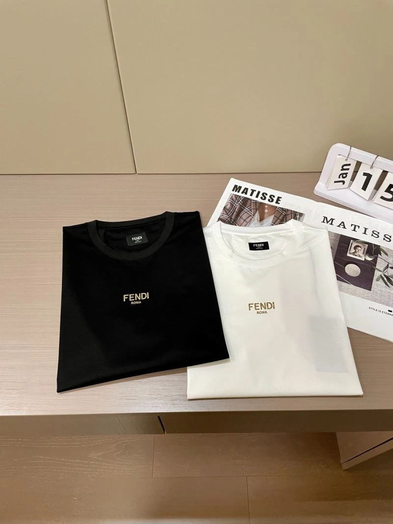Low-cost Fendi T-Shirts