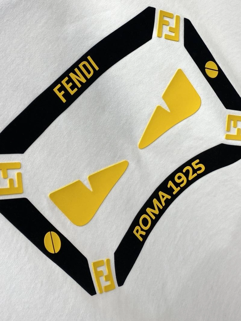 Accurate model Fendi T-Shirts