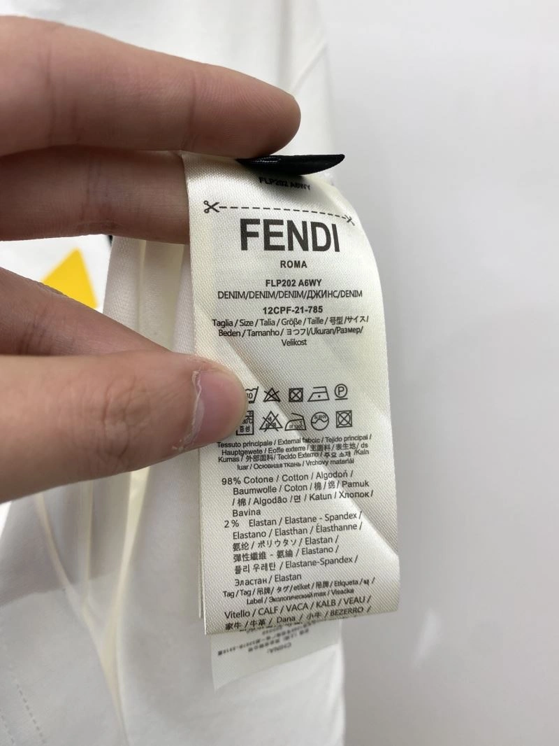 Accurate model Fendi T-Shirts