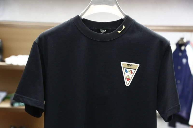 Top mirror Fendi T-Shirts