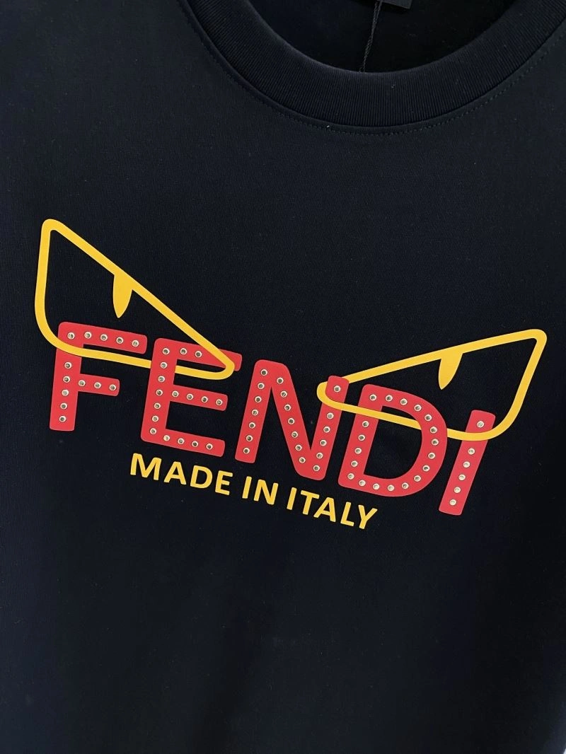 Factory-made Fendi T-Shirts