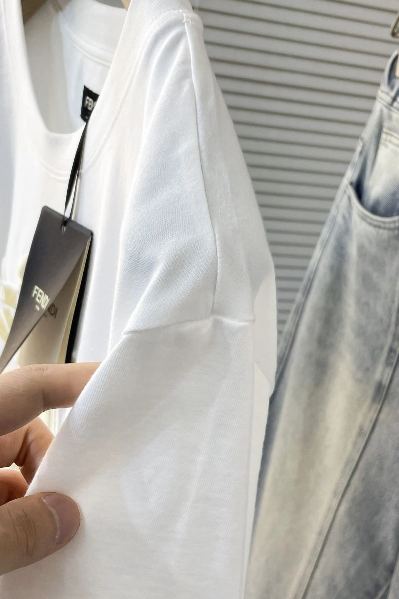 Factory-made Fendi T-Shirts