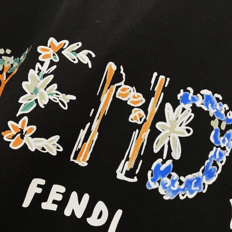 Top mirror Fendi T-Shirts