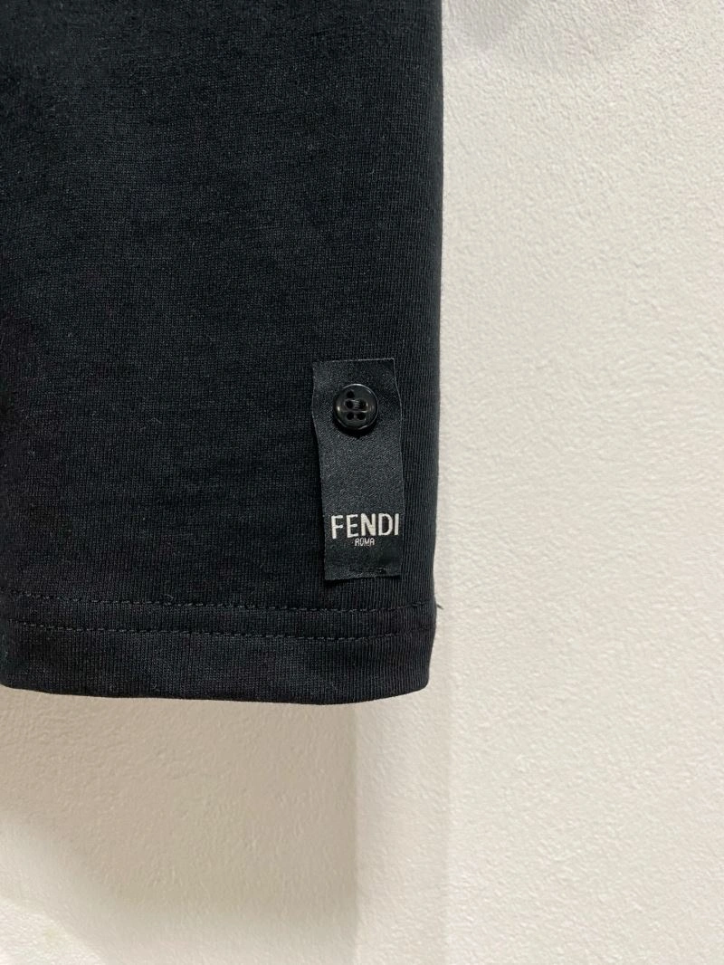 Top mirror Fendi T-Shirts