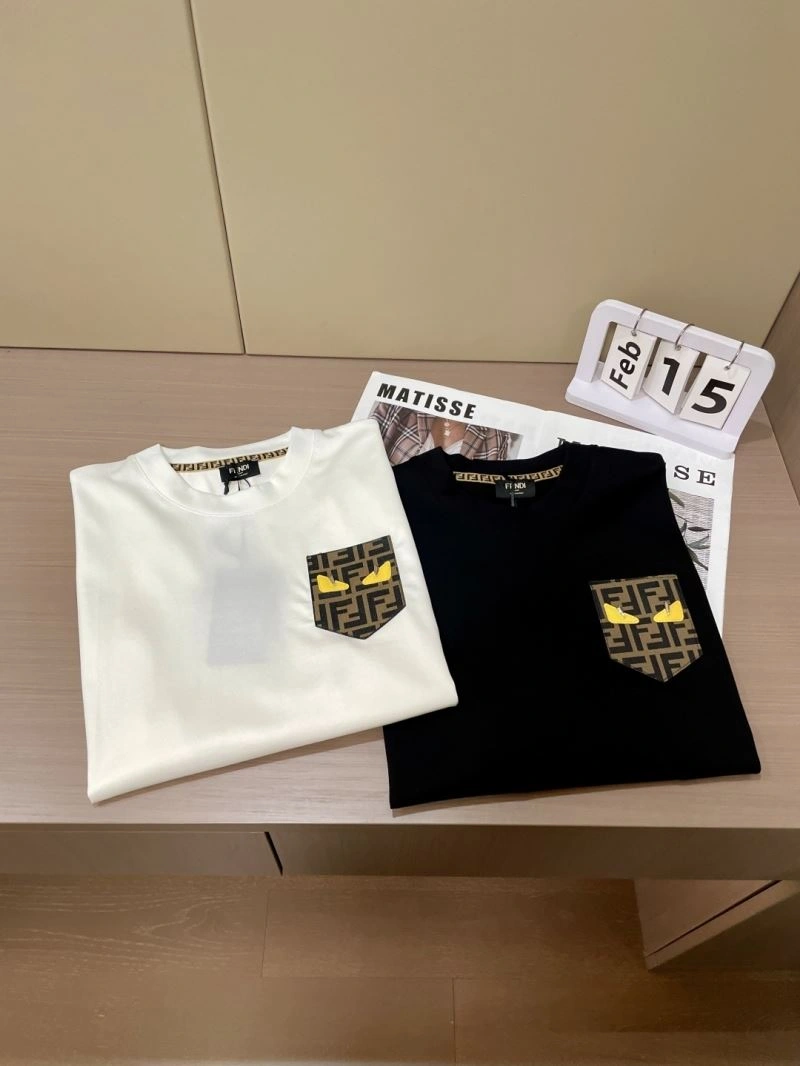 Low-cost Fendi T-Shirts