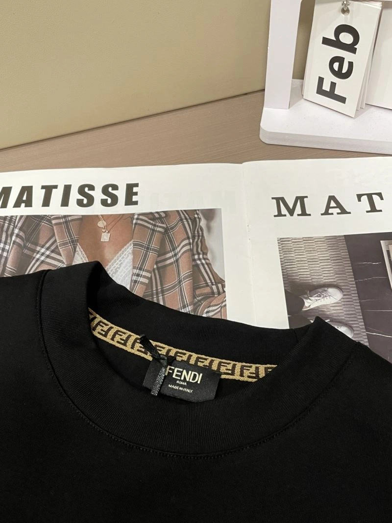 Low-cost Fendi T-Shirts