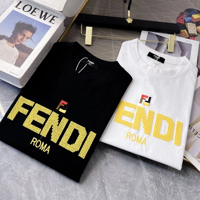 Accurate model Fendi T-Shirts