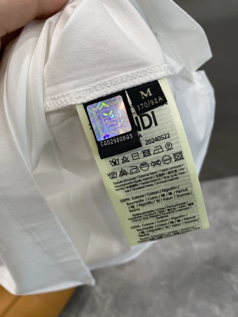 Bargain Fendi T-Shirts