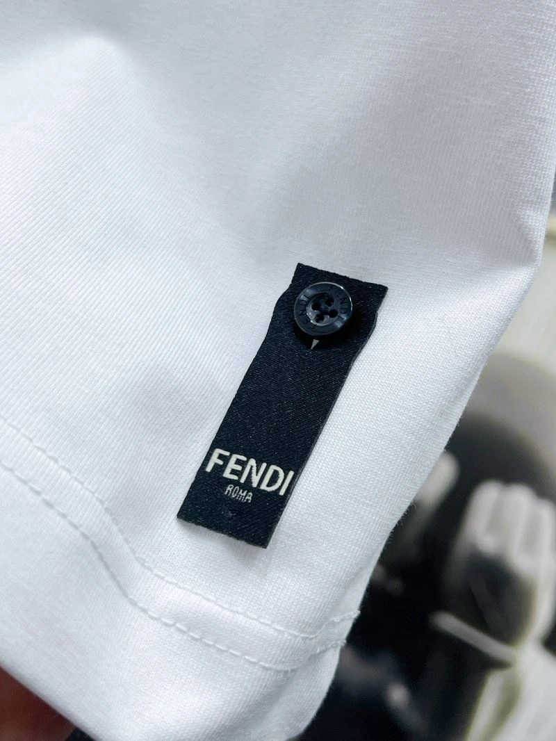 Low-cost Fendi T-Shirts
