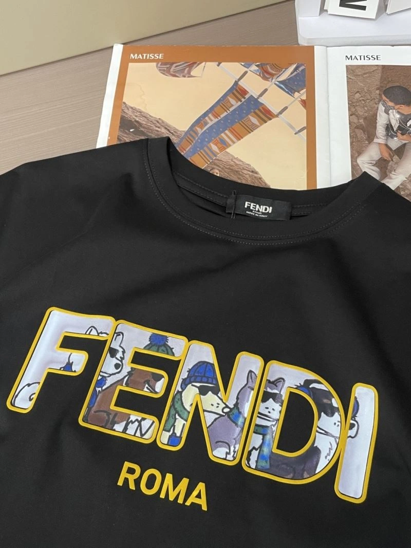 Low-cost Fendi T-Shirts