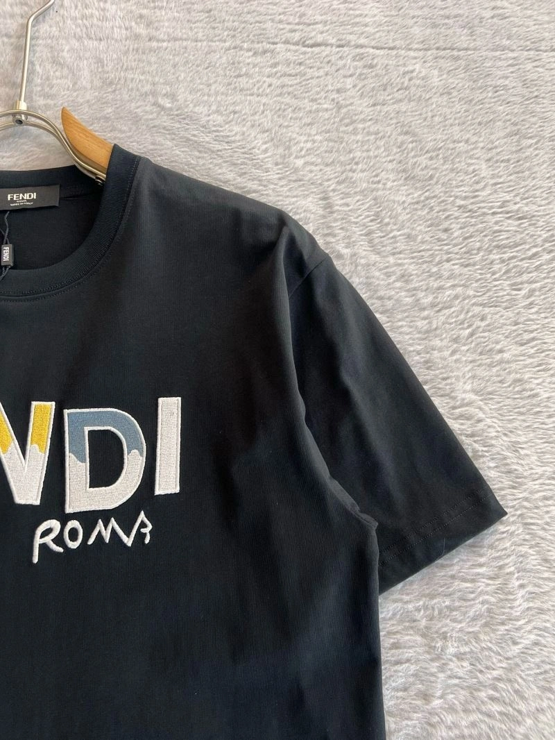 Low-cost Fendi T-Shirts