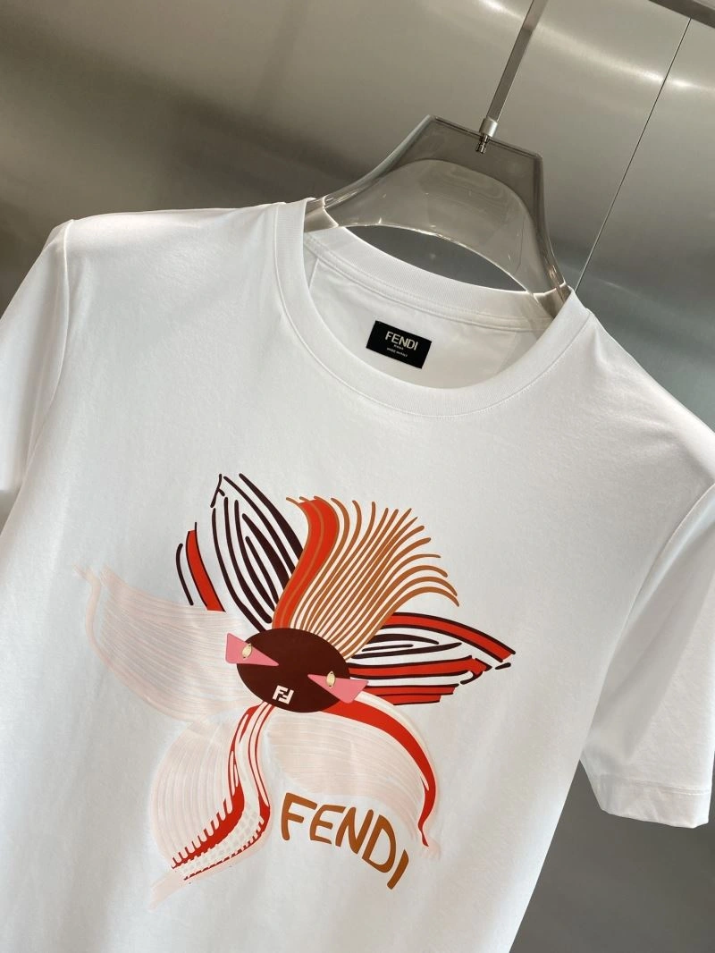 Low-cost Fendi T-Shirts