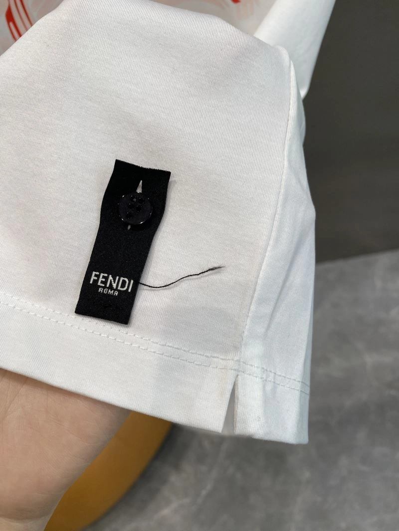 Low-cost Fendi T-Shirts