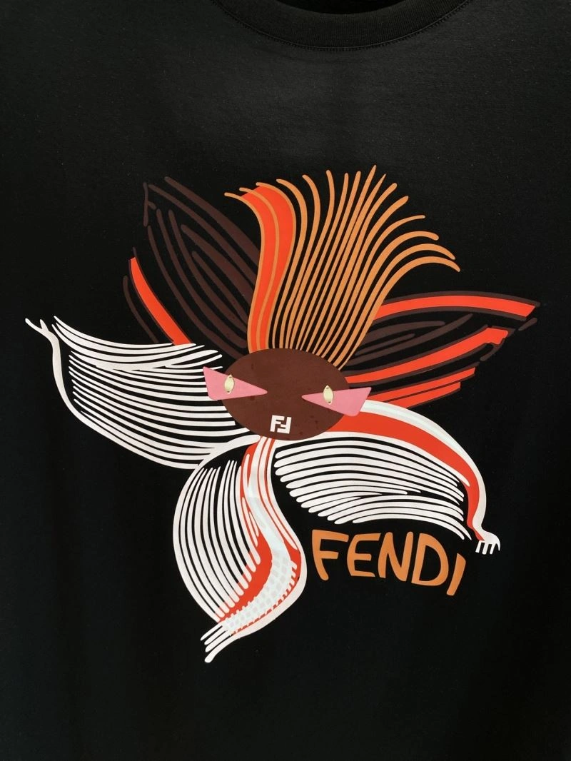 Bargain Fendi T-Shirts