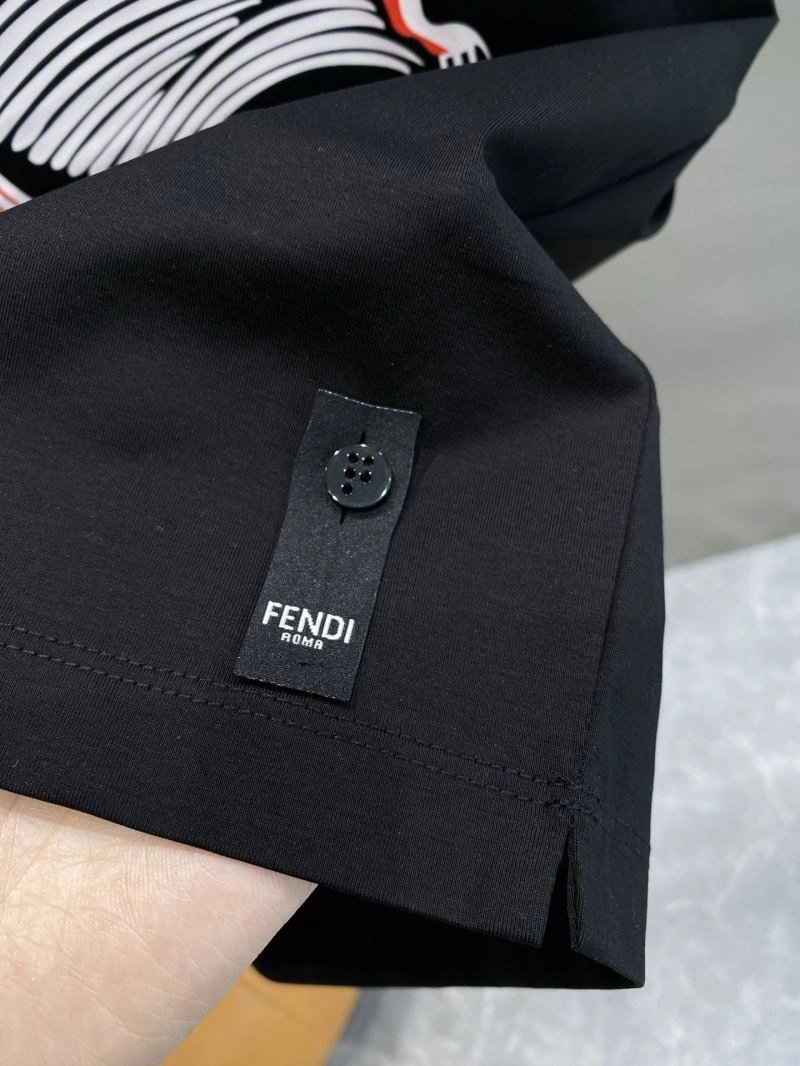 Bargain Fendi T-Shirts