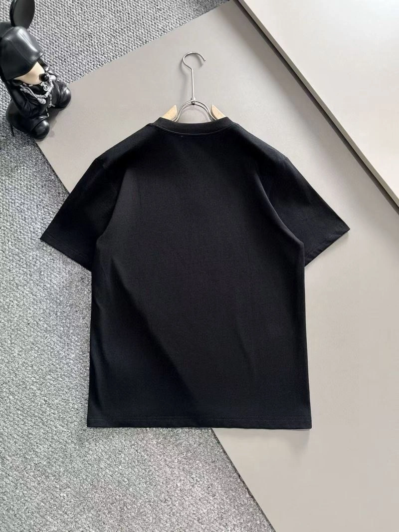 Legit Fendi T-Shirts