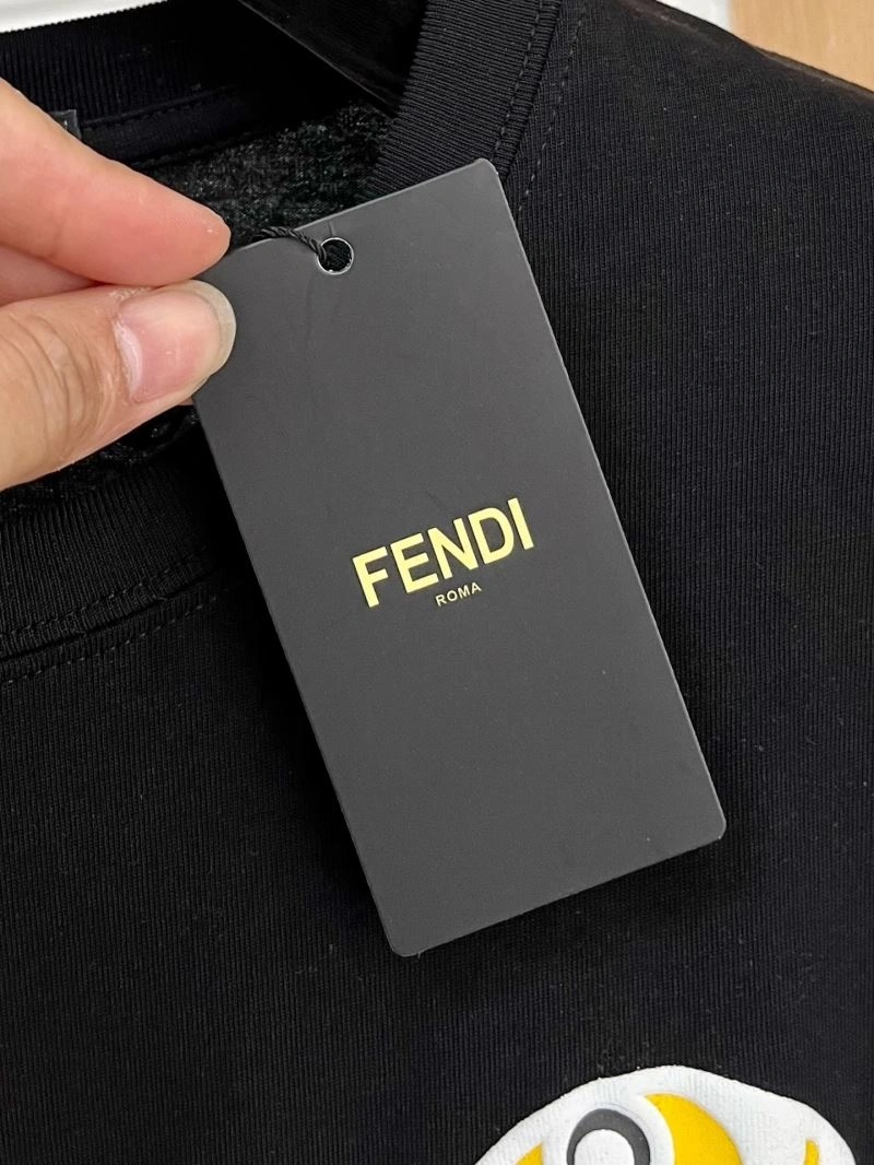 Low-cost Fendi T-Shirts