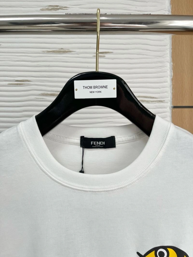 Top mirror Fendi T-Shirts