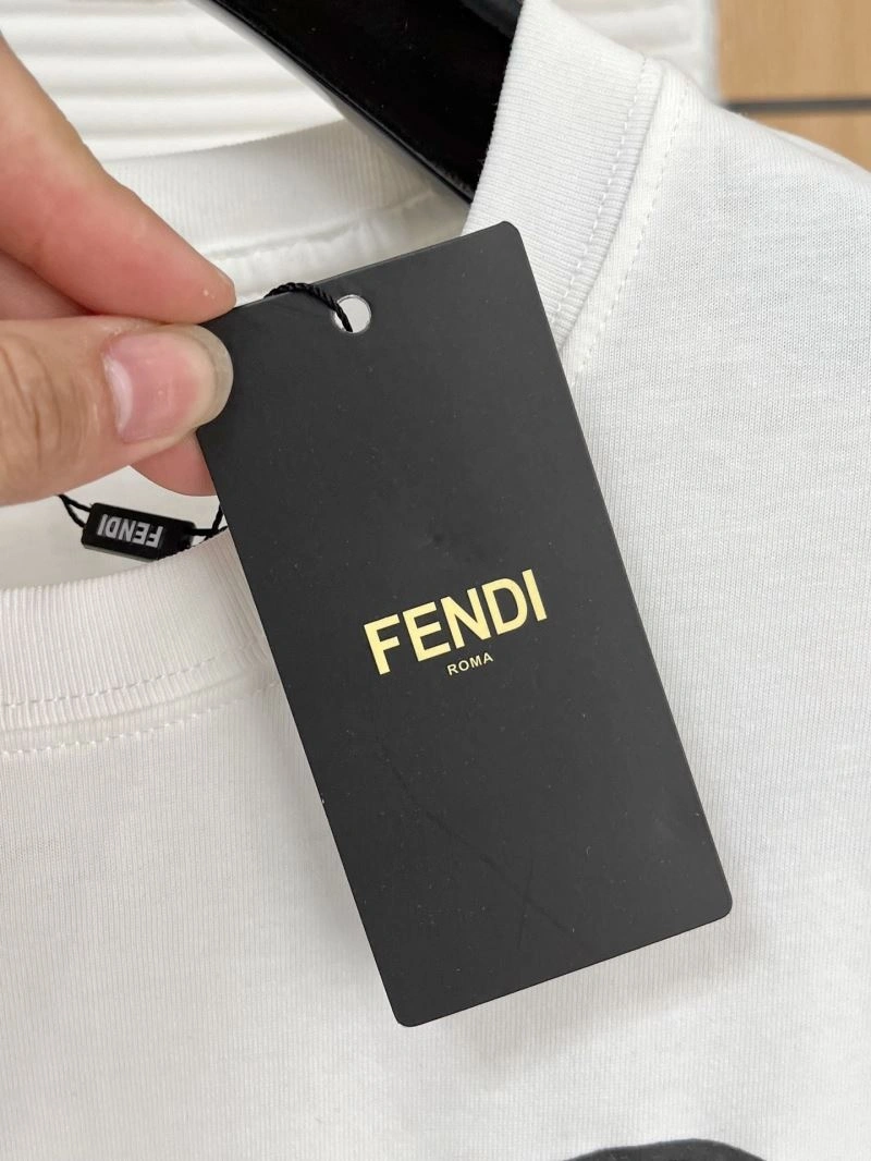 Top mirror Fendi T-Shirts
