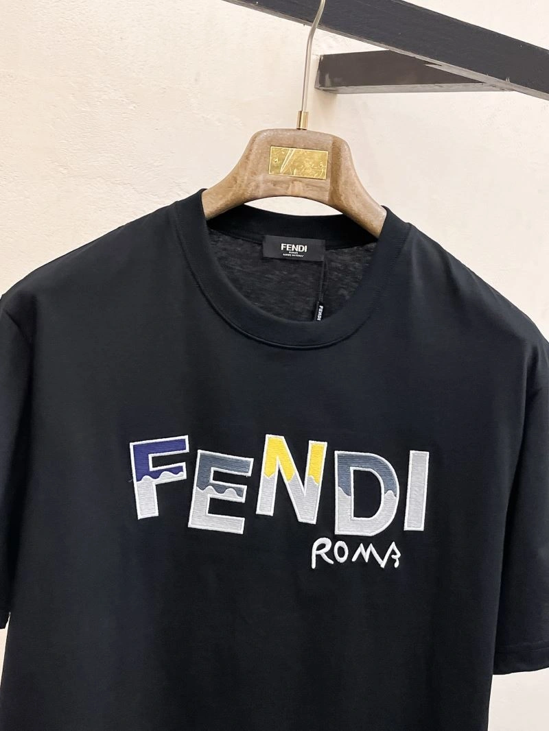 Top mirror Fendi T-Shirts