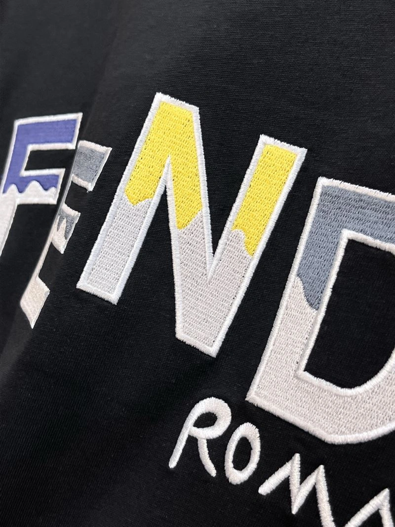 Top mirror Fendi T-Shirts