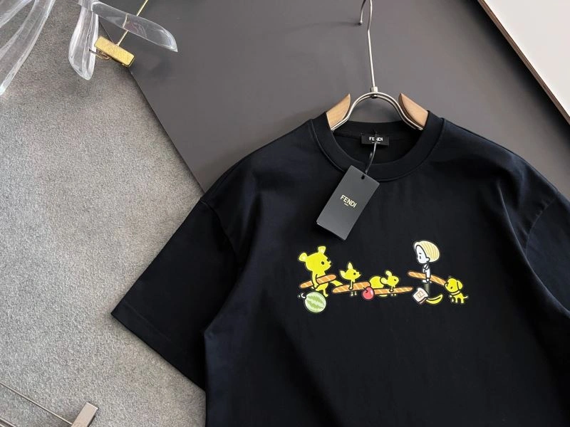 Low-cost Fendi T-Shirts