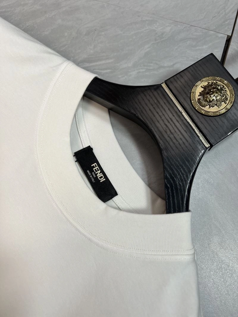 Top match Fendi T-Shirts