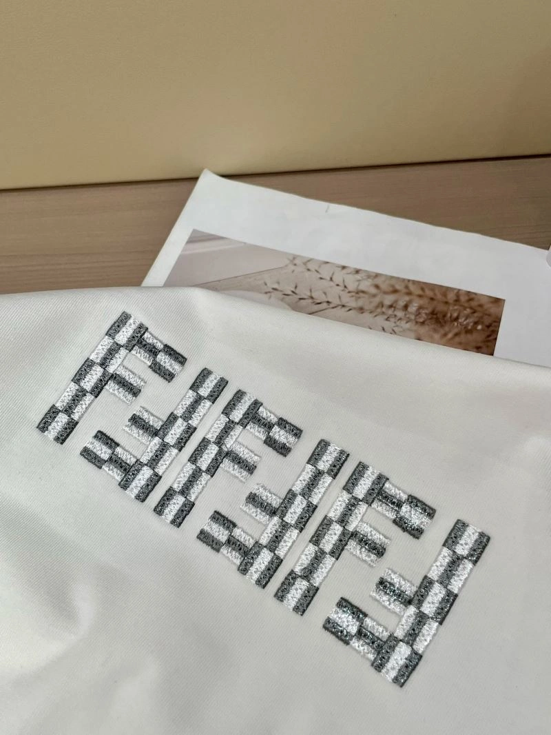 Accurate model Fendi T-Shirts