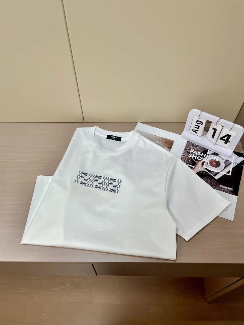 Accurate model Fendi T-Shirts