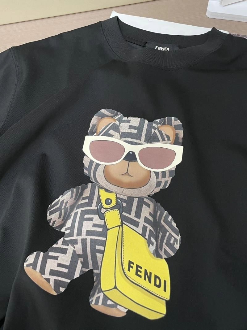 Top mirror Fendi T-Shirts