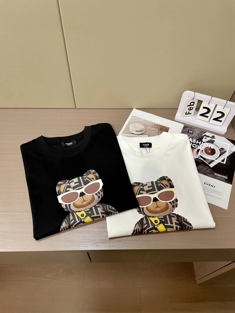 Top mirror Fendi T-Shirts