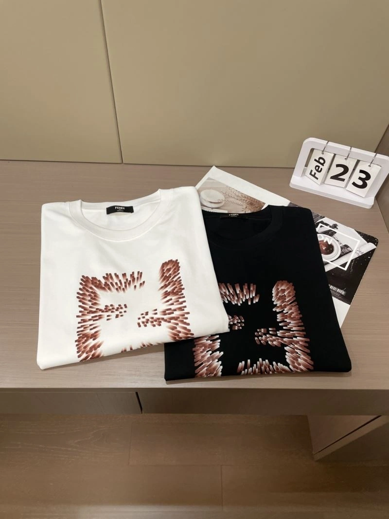 Accurate model Fendi T-Shirts