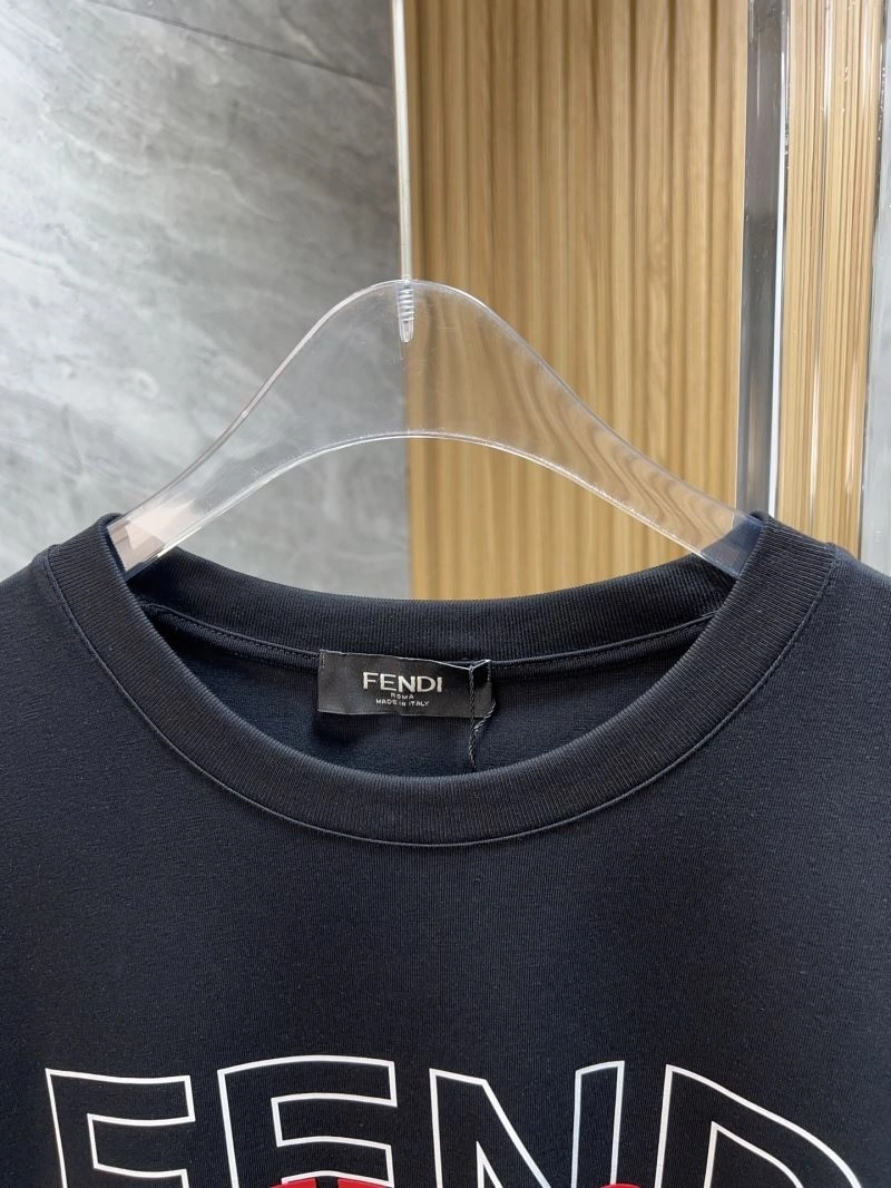 Top match Fendi T-Shirts