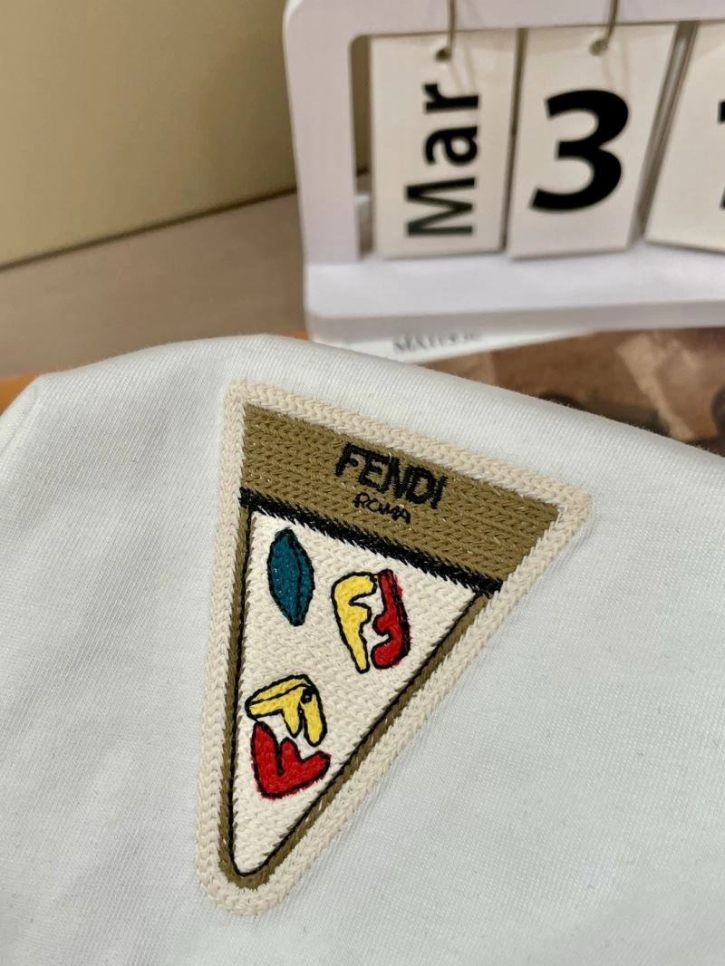 Top mirror Fendi T-Shirts