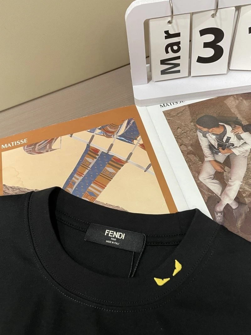 Top mirror Fendi T-Shirts
