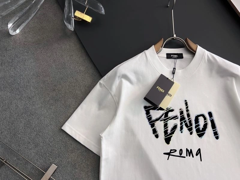 Top match Fendi T-Shirts