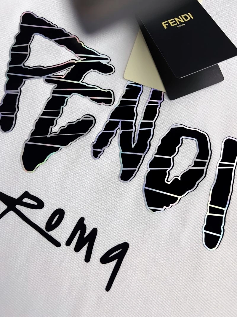 Top match Fendi T-Shirts