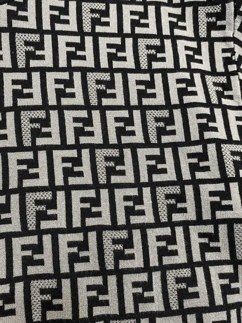 Top mirror Fendi T-Shirts