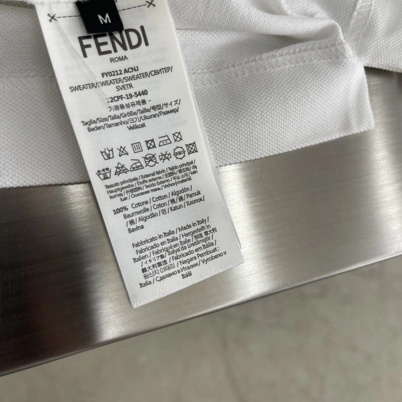Top match Fendi T-Shirts