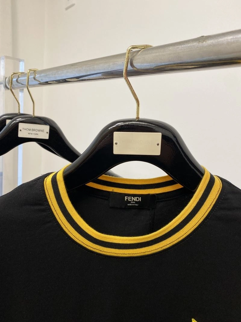 Bargain Fendi T-Shirts