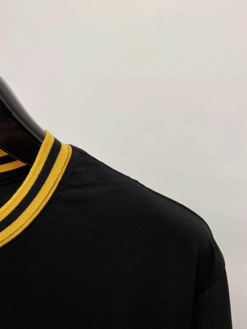 Bargain Fendi T-Shirts