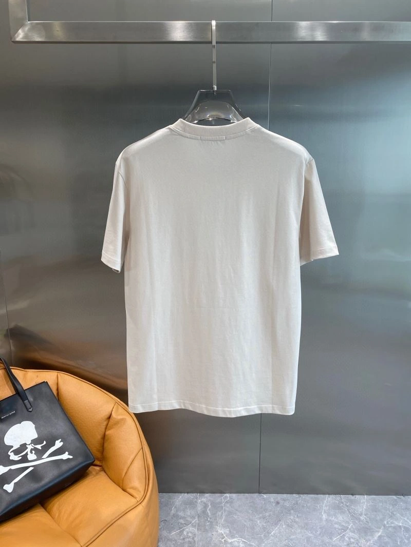 Indistinguishable Fendi T-Shirts