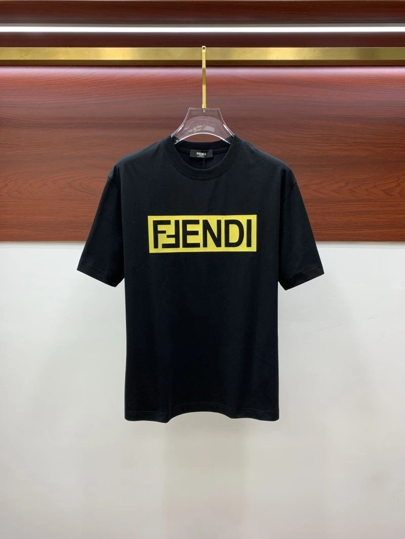Top mirror Fendi T-Shirts