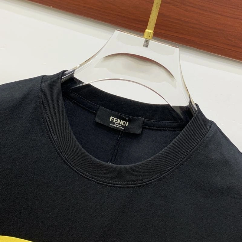 Top mirror Fendi T-Shirts