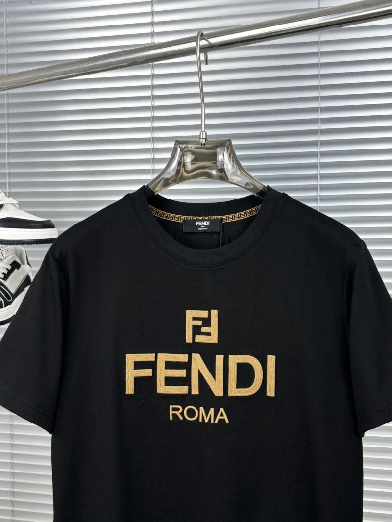 Low-cost Fendi T-Shirts