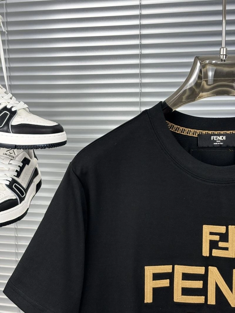 Low-cost Fendi T-Shirts