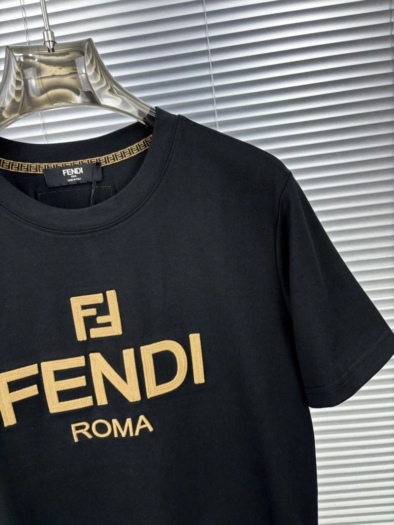 Low-cost Fendi T-Shirts