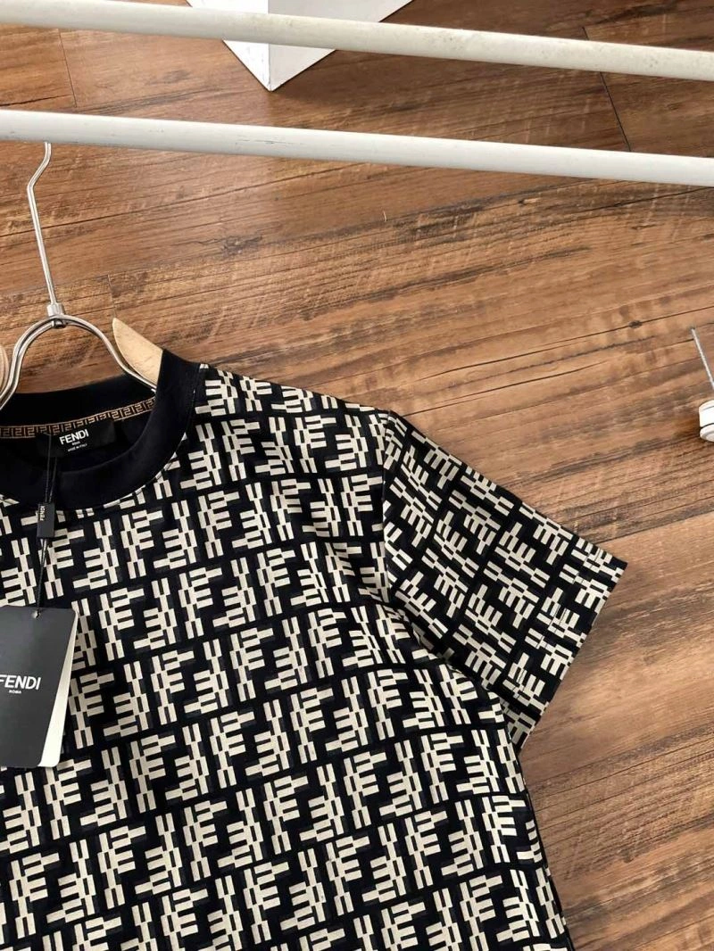 Inexpensive Fendi T-Shirts